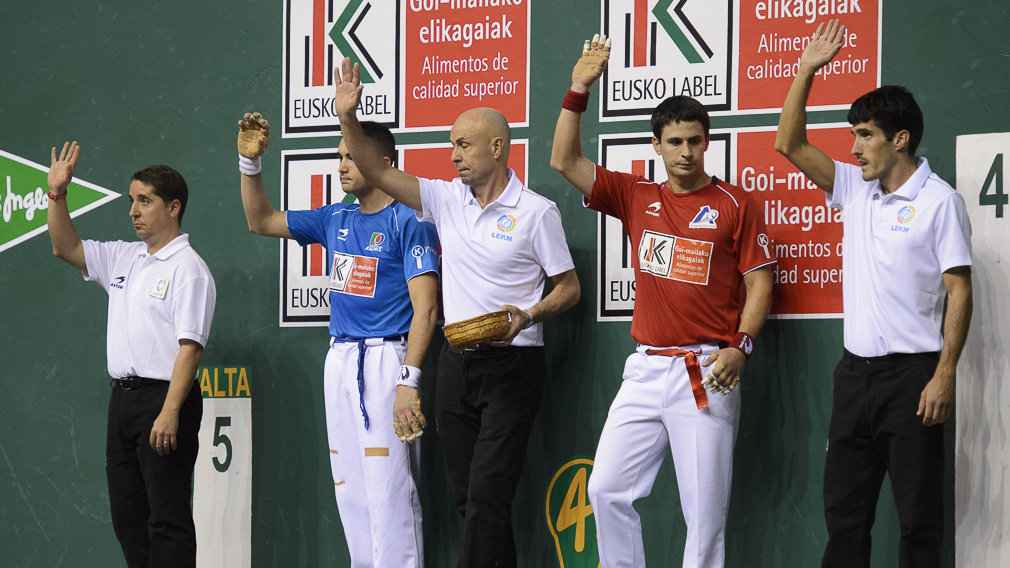 Las mejores imágenes del partidazo entre Retegi BI y Víctor en el Labrit