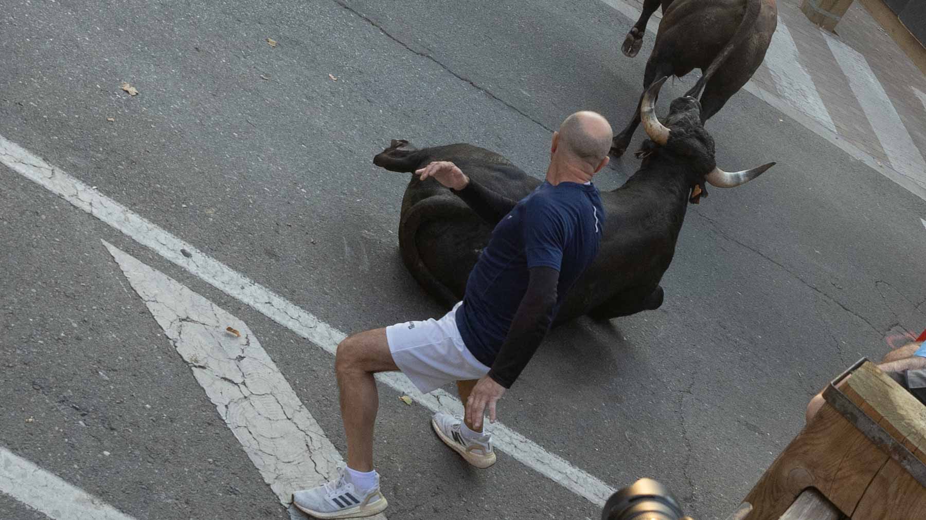 A los pies del miedo: impresionantes imágenes de los toros de Cuartero ...