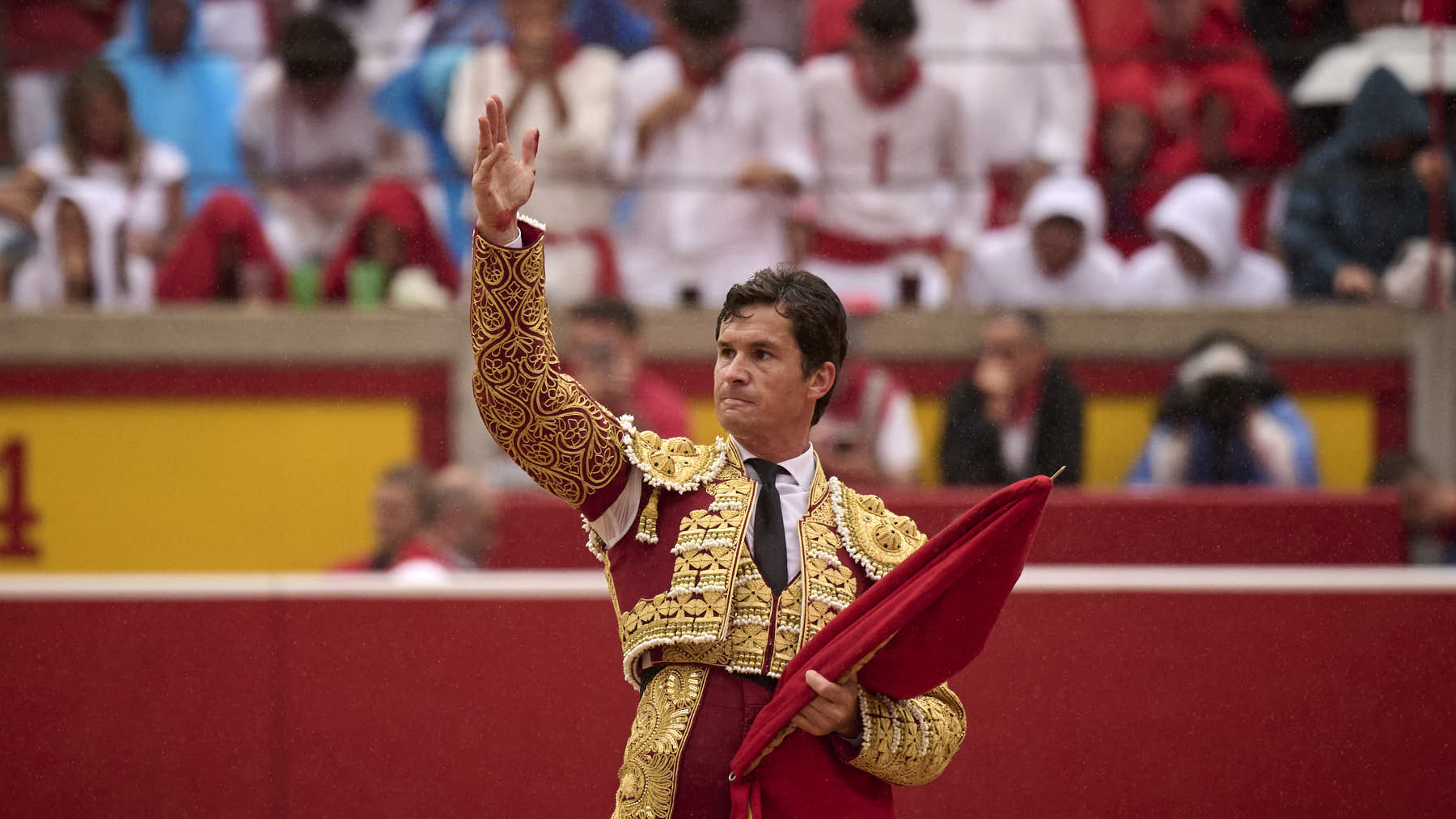 Los toros de Fuente Ymbro no cumplen en Pamplona: las imágenes de la ...